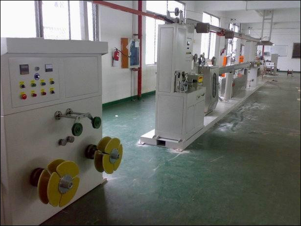 Heat Resistant 60HZ FEP, PFA Extrusion Machine Cable Extrusion Line
